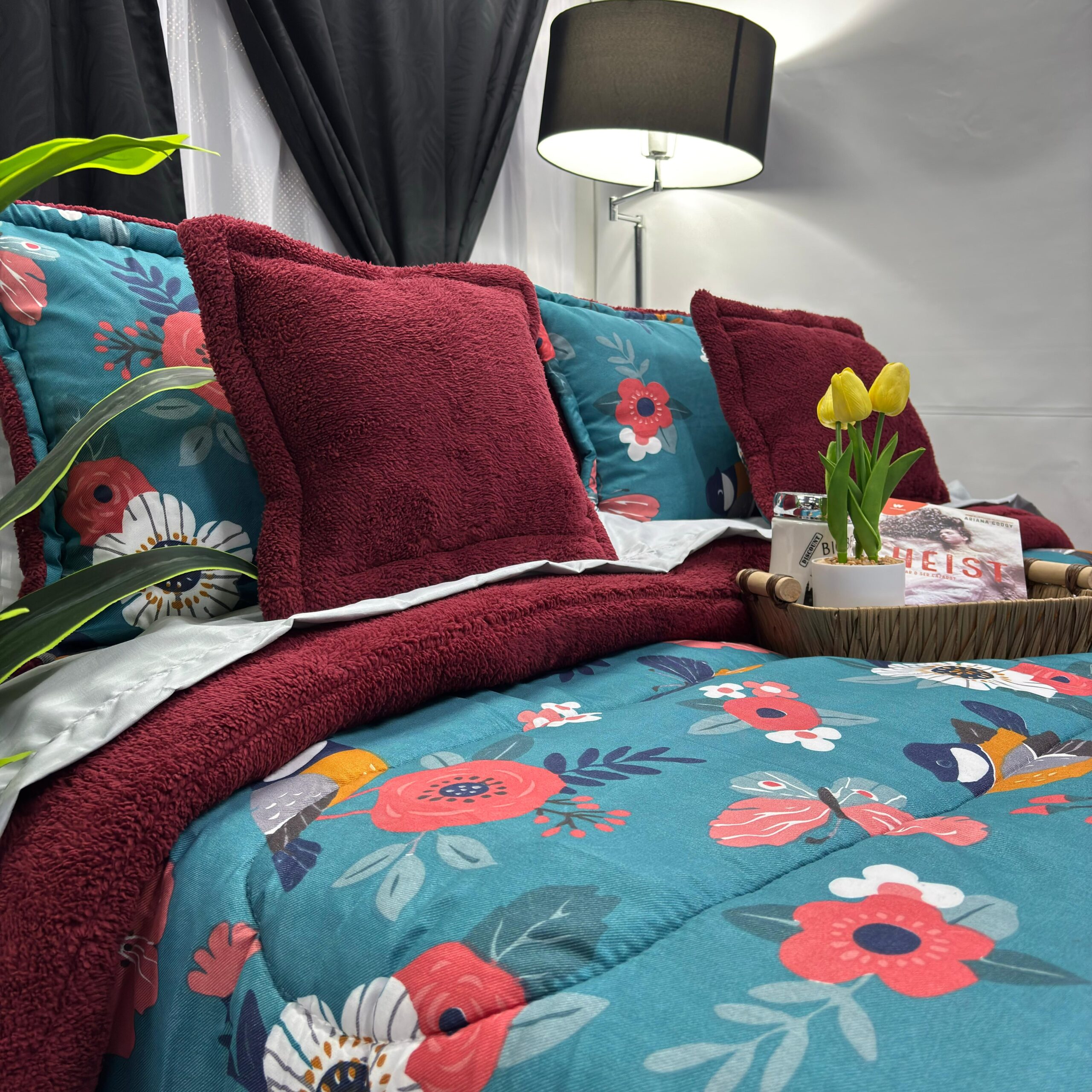 Edredón Ovejero Estampado Flores Azul-Vinotinto – Linea de Hogar Ideal